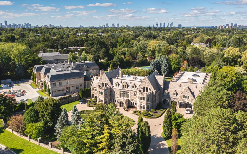 Bridle Path - A Neighbourhood Guide by SHANE