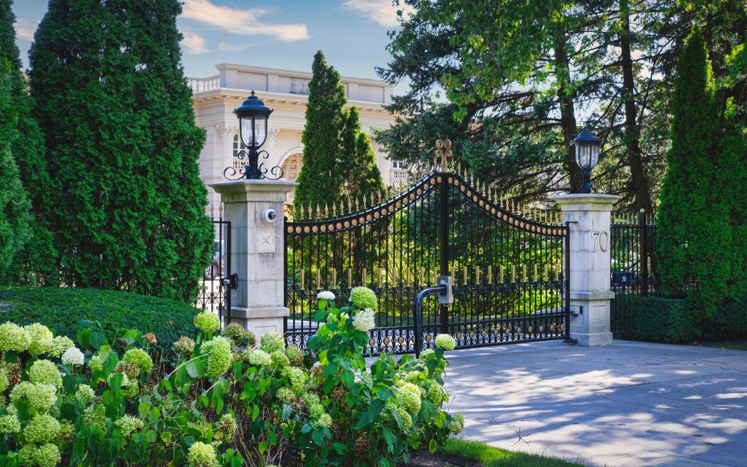 Bridle Path - A Neighbourhood Guide by SHANE